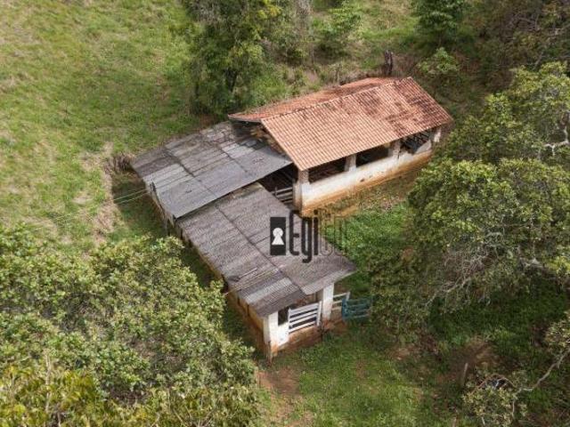Sítio com 6 dormitórios à venda, 65000 m² por R$ 650.000,00 Centro Rio Novo/MG