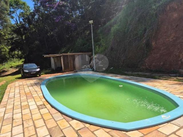 Sítio com 6 quartos à venda em Santa clara SP
