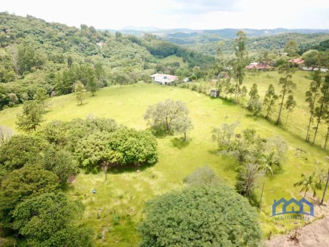 Sítio com 8 Quartos e 4 banheiros à Venda, 50.000 m² por R$ 2.900.000 Cód. Ch2024