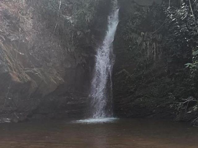 Sítio com cachoeira cod 33 em Conceição do Rio Verde