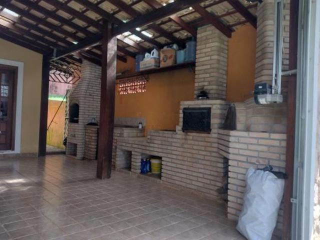 SÍTIO COM CASA 6 QUARTOS PISCINA LOGO CACHOEIRA GUARAREMA SP