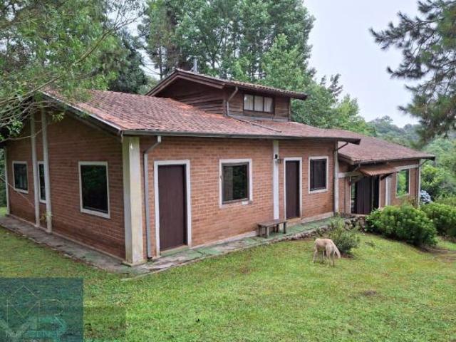 Sitio com casa 3 dormitórios a venda em Gonçalves MG