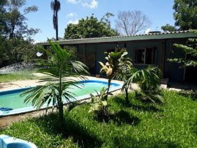 Sitio com Casa em Condomínio Fechado em Nova Santa Rita/RS