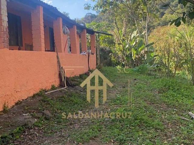 Sítio com Lago e Minas de Água – Rua sem Saída