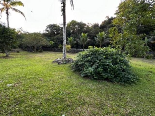 SITIO COM PISCINA EM ITANHAÉM