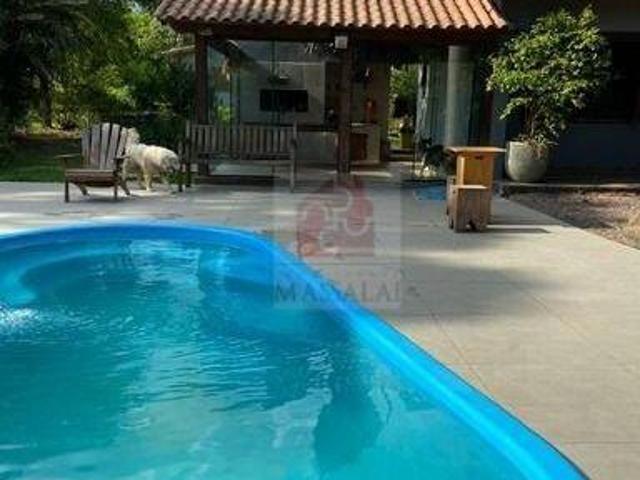 Sítio completo com Casa e Piscina