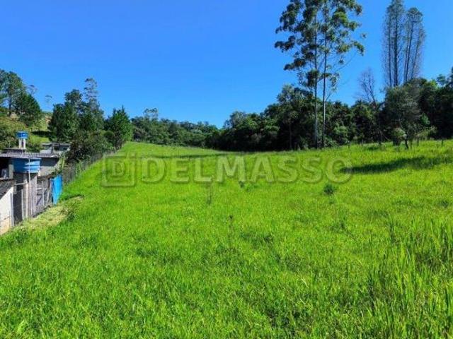 Sítio de 48.400m² antes do centro de Ibiúna!