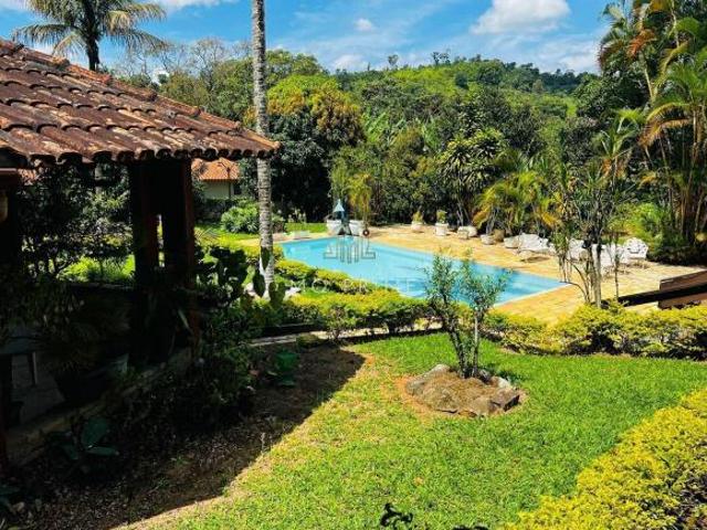 Sitio de 5300m2 no Condominio Ipê Amarelo