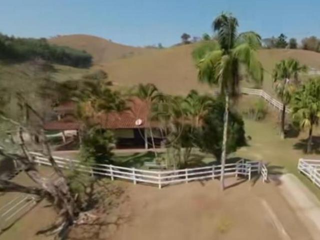 Sítio de 8 Alqueires:Produtividade de fazenda e Conforto de luxo