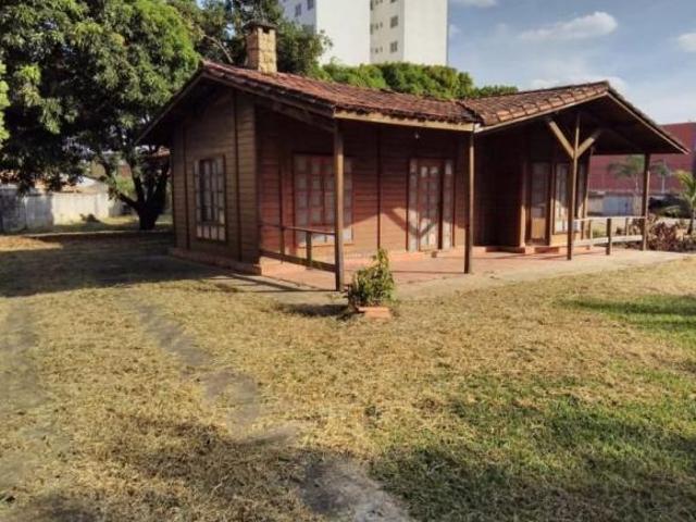 SITIO DE 3.329 METROS COM BENFEITORIA MUITO BEM LOCALIZADO NO PEDRA AZUL