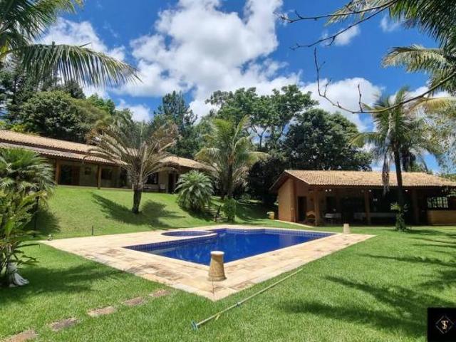 Sítio de Alto Padrão à venda em Atibaia/SP 40.000m² por R$2.600.000!
