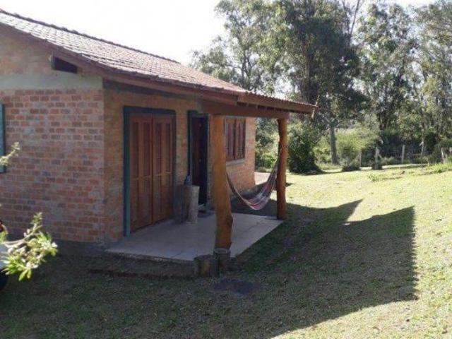 SITIO DE LAZER COM 40.000 M2 NA ESTRADA DO VAREJÃO