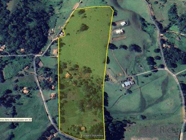 Sítio de Luxo à Venda em Piranguinho MG, Bairro Mourão: 9 Quartos, 3 Suítes, 3 Salas, 6 Banheiros, 7