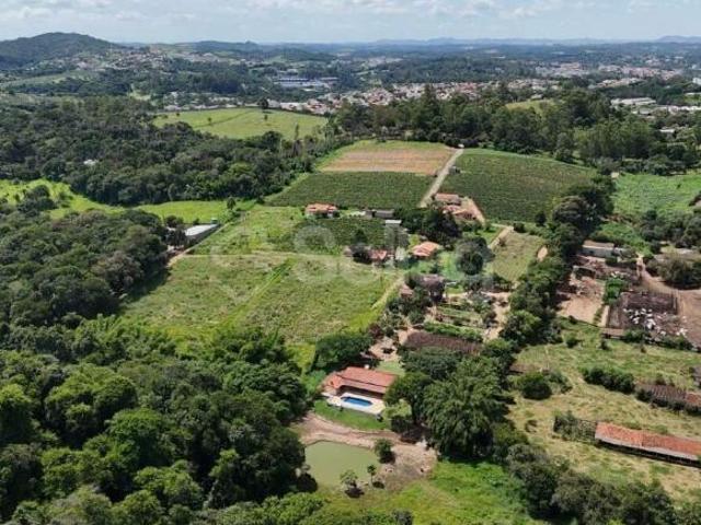Sítio disponível para venda em um lugar encantador em meio a natureza, na cidade de Louveira, inte