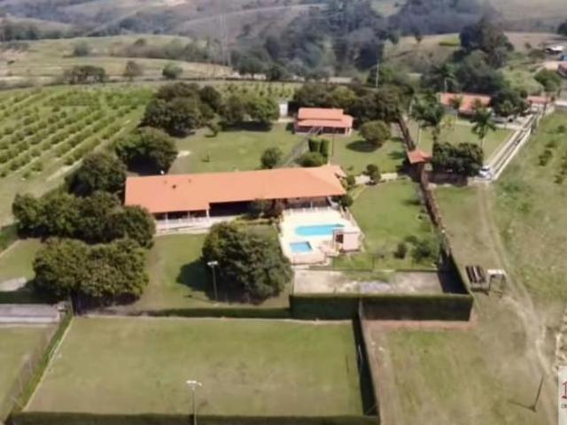 Sítio em, Araçoiaba da Serra/SP de 1m² 9 quartos à venda por R$ 3.500.000,00