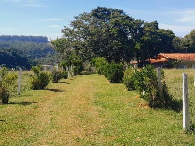 Sitio em bofete 2 alqueires Casa 3 quarto 1. Suíte Sala 2 ambiente Cozinha Varanda Churrasqueira