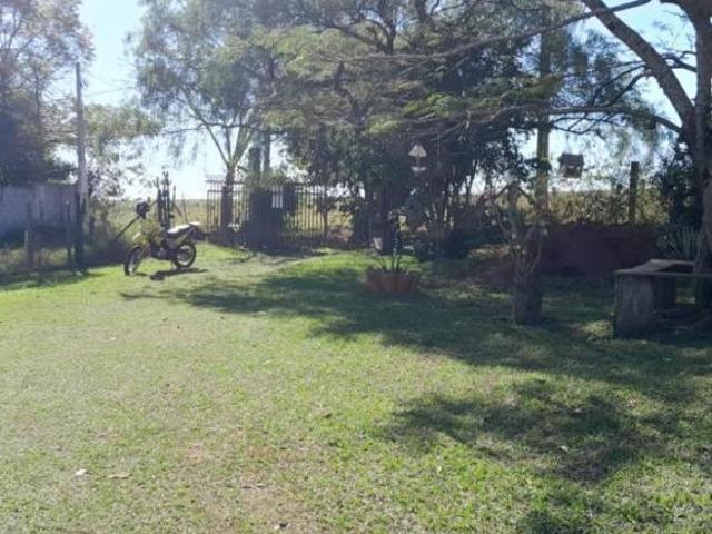 Sitio em boituva 20 mil metros Casa 2 dormitório Sala Cozinha Banheiro Varanda Casa de caseiro