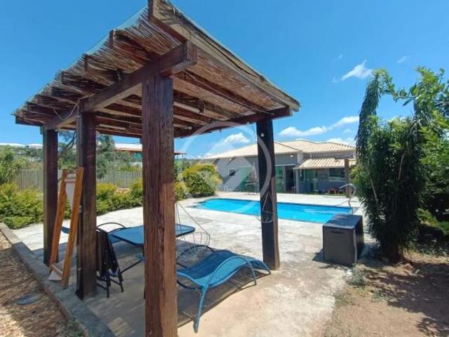sitio em condominio