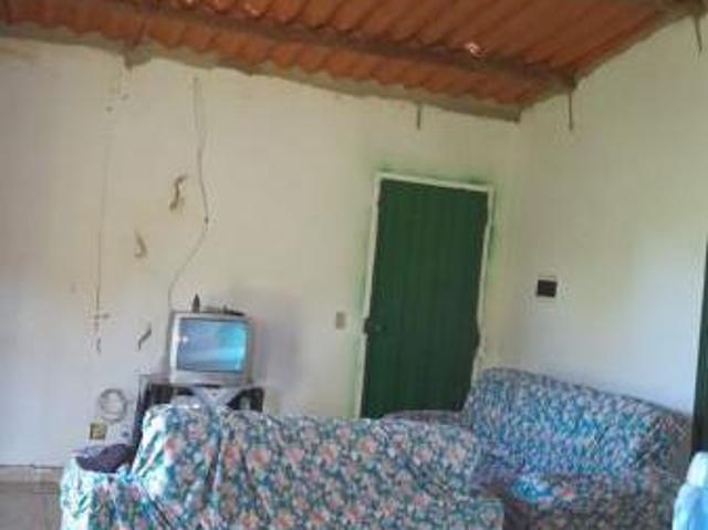 SITIO EM ESMERALDAS BAIRRO URUCUIA