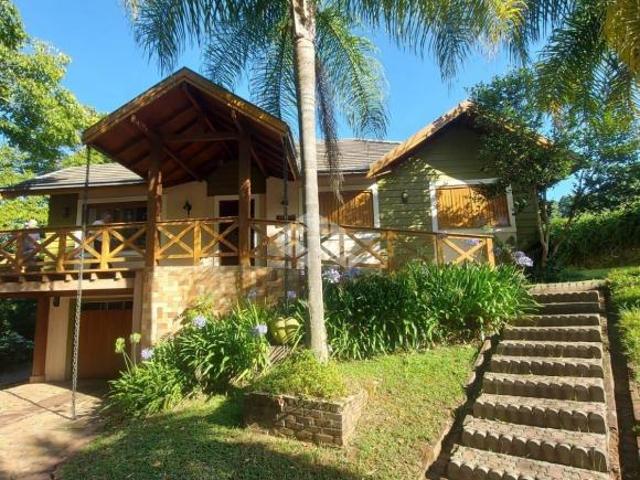 Sítio em Gramado, 3 hectares, casa 03 dormitórios a 4km da Rua Coberta