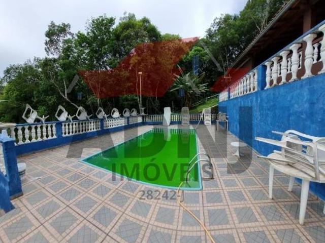 Sítio em Juquitiba medindo 25.000,00 m² com lago e piscina