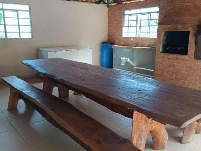 SITIO EM MOEDA COM 10 MIL M2, CASA MOBILIADA COM ÁREA DE LAZER