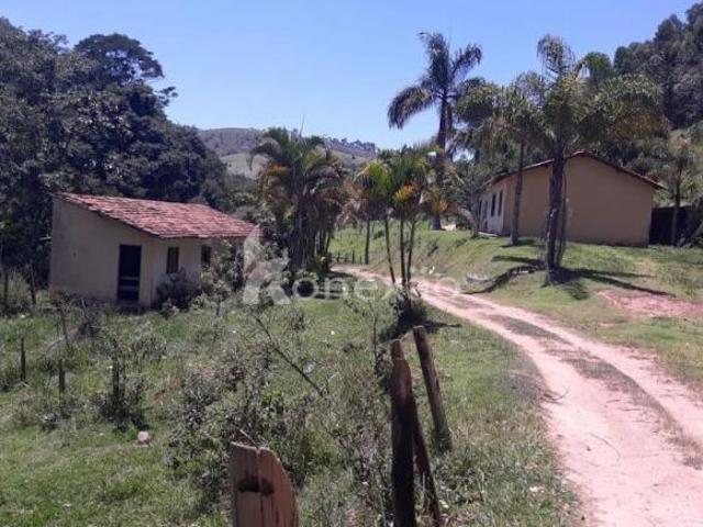 Sítio em paraibuna