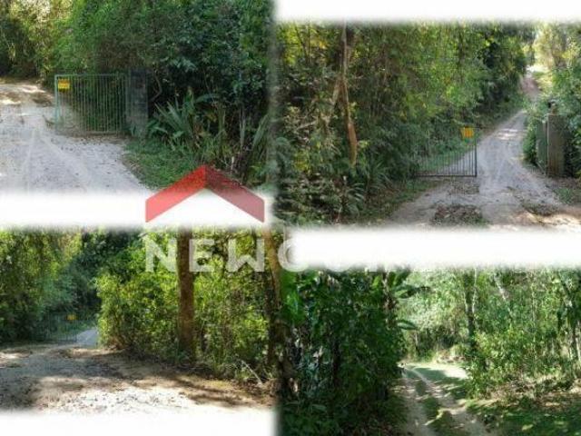 Sítio em Rua Estrela D&apos Oeste Portal do Santa Paula Cotia/SP