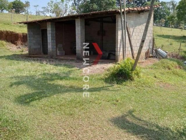 Sítio em Rua Orlando Cypriano de Souza Biriça do Campinho Bragança Paulista/SP