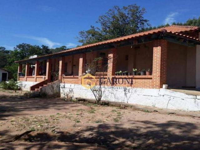 Sítio Espetacular à Venda com Múltiplas Construções em Itu