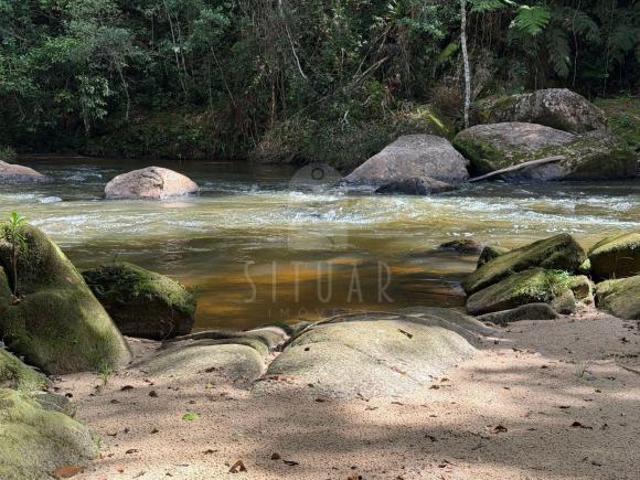Sítio exclusivo com rio de corredeiras e prainha privativa