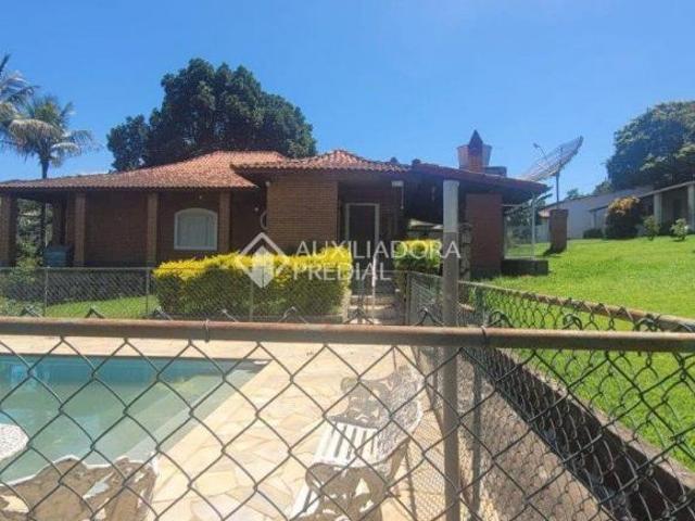 Sítio Exclusivo de 3.000 m² em Mairinque/SP