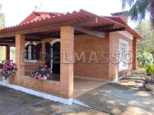 Sítio formado com 10.000 m² em condomínio!