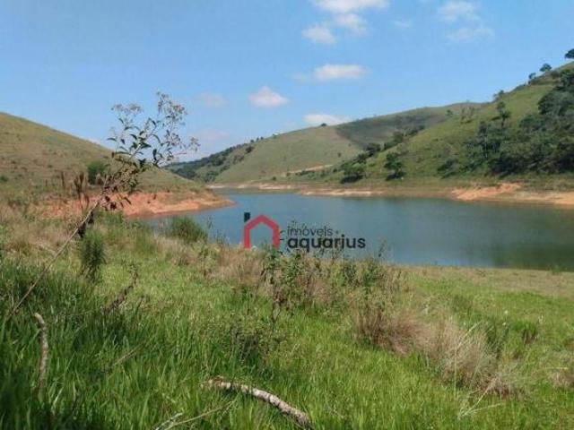 Sítio formado com 2 casas à venda, 34000 m² por R$ 950.000 Zona Norte São José dos Campos/SP