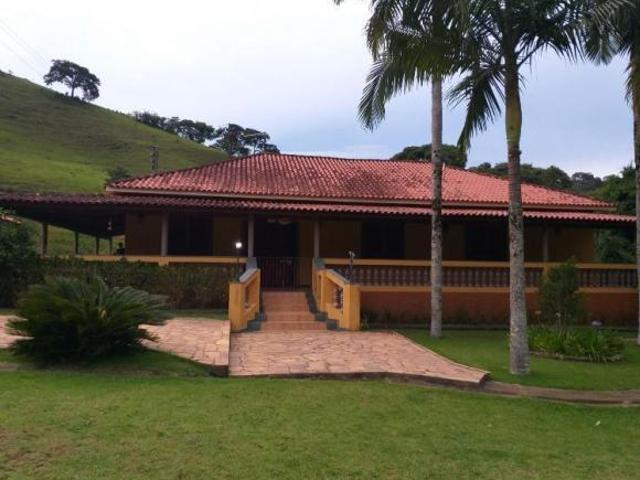 Sitio localizado em Cambui MG Área de 240.000 metros quadrados
