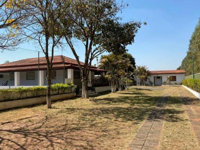 Sitio na Baronesa 10 Alqueires Casa sede toda avarandado com 4 quartos grandes e 2 suites grand