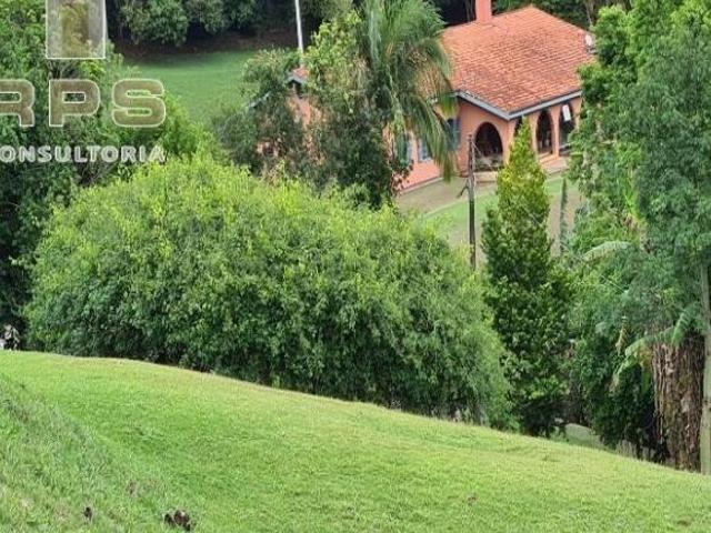 Sítio ou Haras formado próximo da Represa de Piracaia região de Atibaia