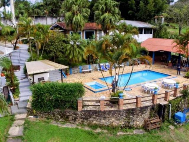 Sítio para Eventos à Venda, 25.000 m² por R$ 5.000.000 Cód. ch2509