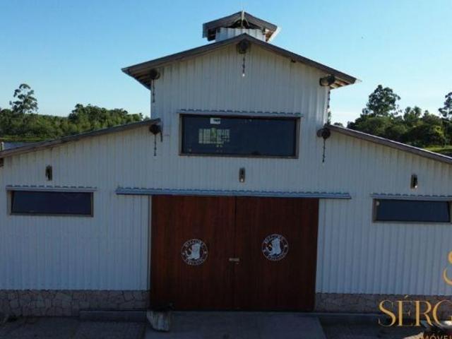 SÍTIO PARA HARAS COM CELEIRO ESTILO AMERICANO 500M2, COCHEIRAS E AÇUDE