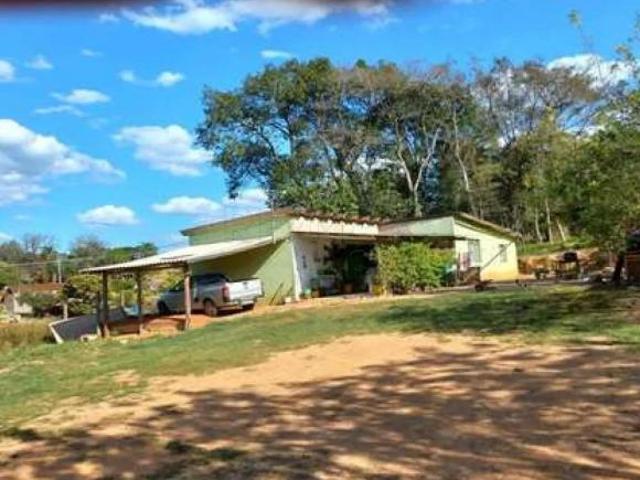 SÍTIO PARA INVESTIR EM SEU NEGOCIO OU MORADIA COM 24.200 M² EM MEDEIROS DE ITUPEVA SP