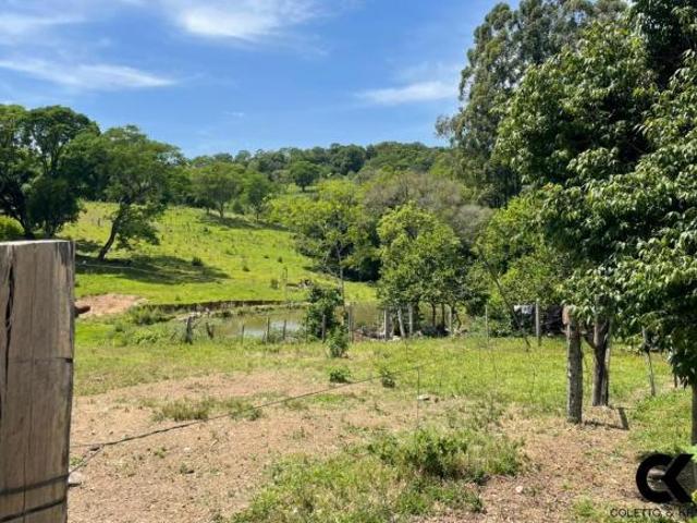 Sítio para venda em Boca do Monte, Santa Maria