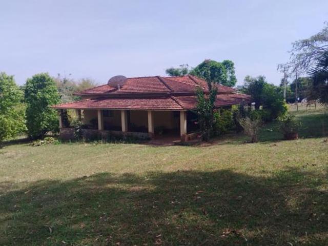 Sítio para Venda em Cajuru, RURAL