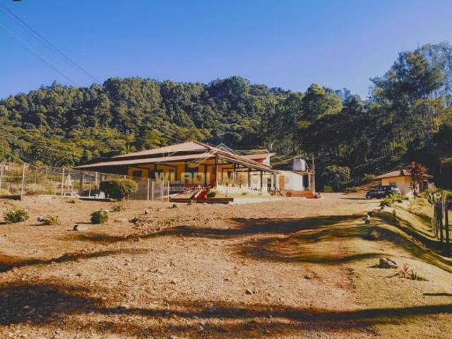 Sítio para Venda em Cambuí, 4 km da cidade