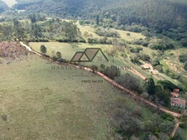 Sítio para Venda em Itu, 4 dormitórios, 2 banheiros, 10 vagas
