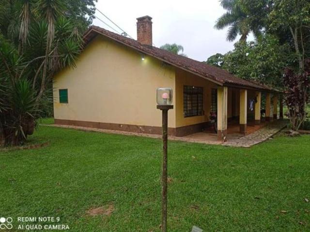 Sítio para Venda em Juquitiba, Rural, 4 dormitórios, 2 suítes, 3 banheiros, 5 vagas