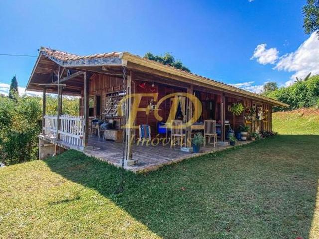 Sítio para venda em Piracaia