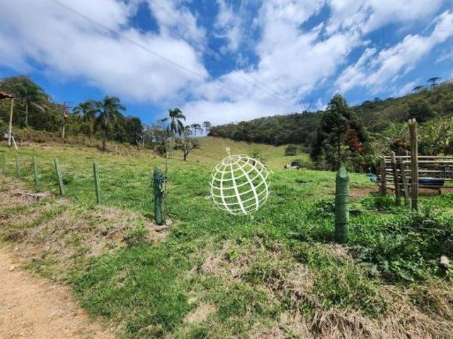 Sítio para venda em Piracaia