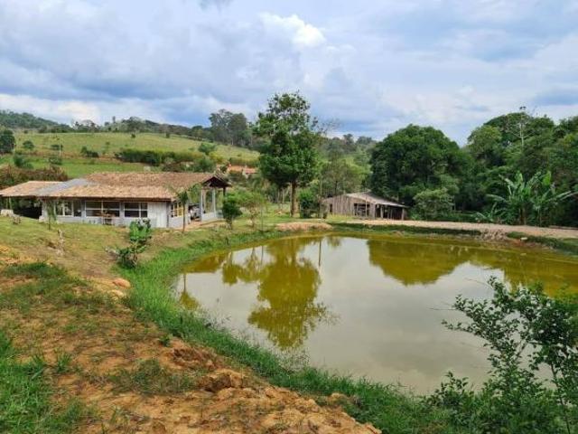 Sítio para venda em Piracaia