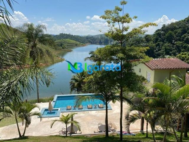Sítio para Venda em Santa Isabel, 6 dormitórios, 3 suítes, 5 banheiros, 6 vagas