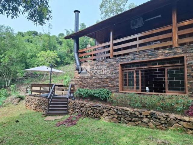 Sítio para Venda em Santo Antônio da Patrulha, Zona Rural, 3 dormitórios, 2 banheiros
